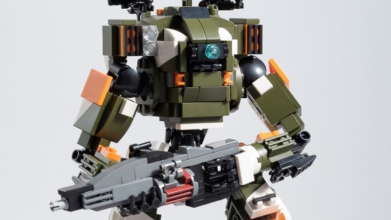BT-7274 from Titanfall 2 has been turned into an excellent LEGO build