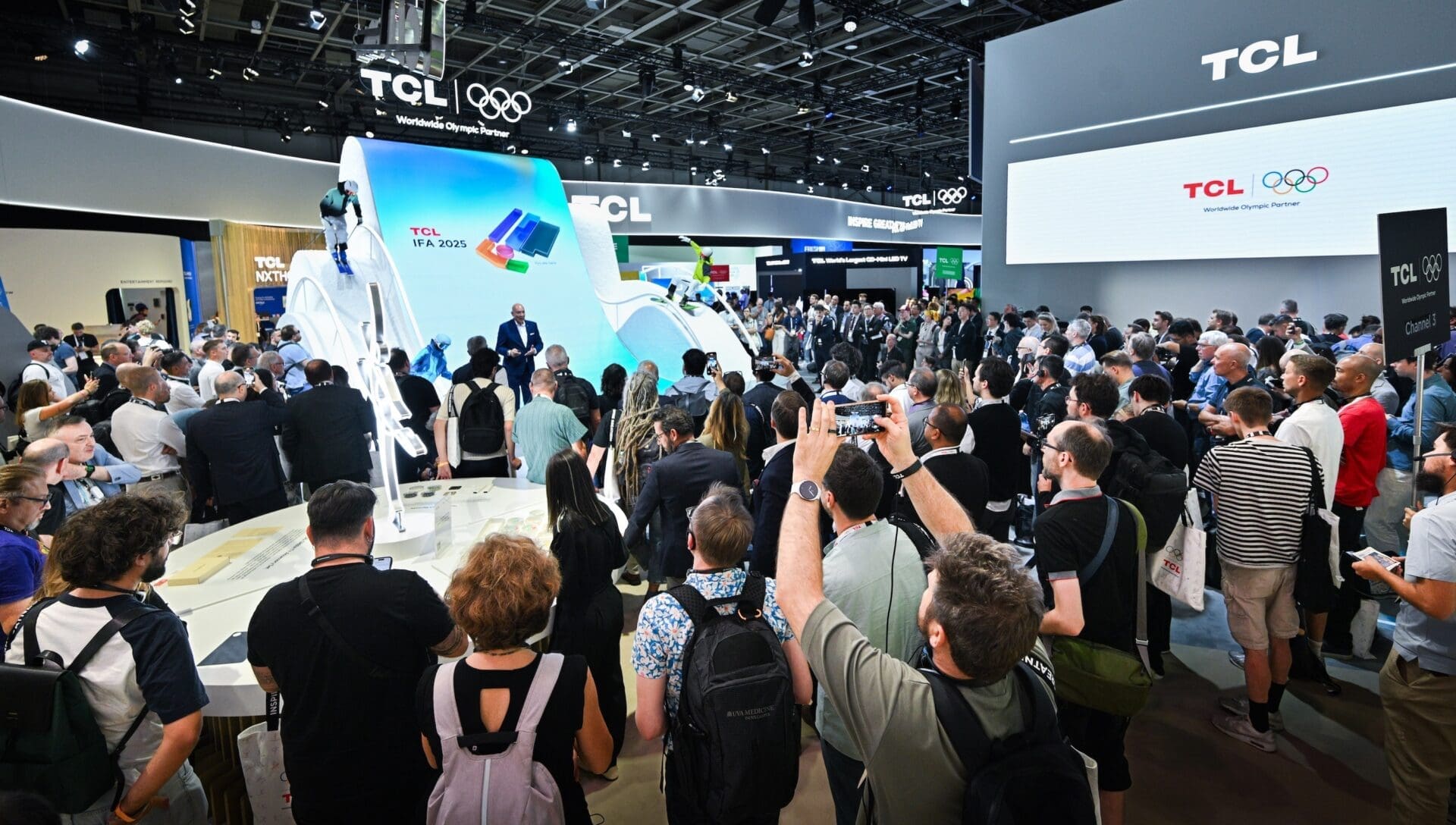 Thabo bester Archives - Hypertext